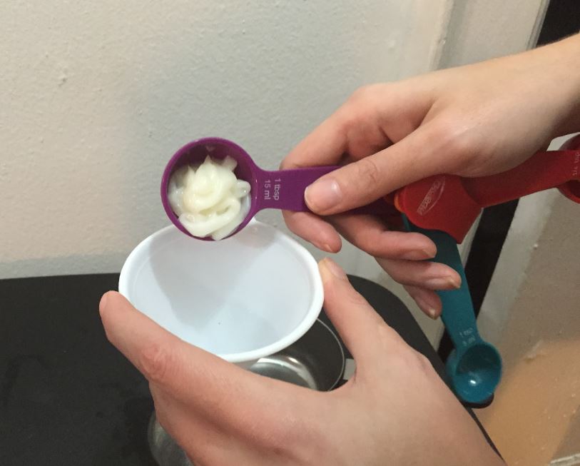 How to Remove the Wrinkles from your Graduation Gown