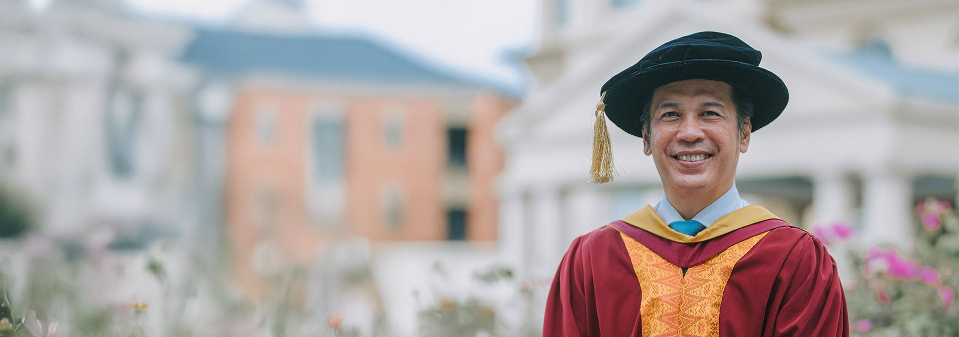 Purchase Doctoral Tams, Beefeaters & More | GraduationSource