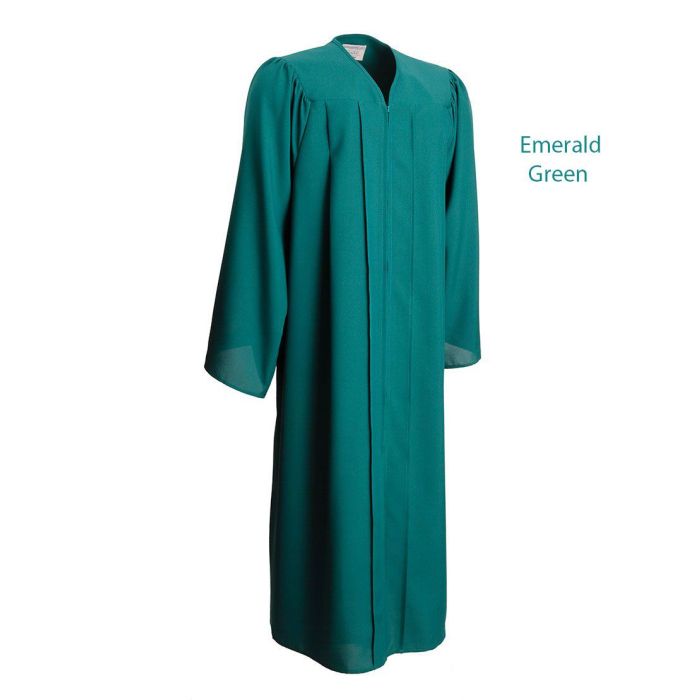 can you wash a polyester graduation gown