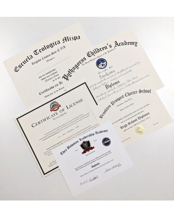 Associates Graduation Regalia | GraduationSource