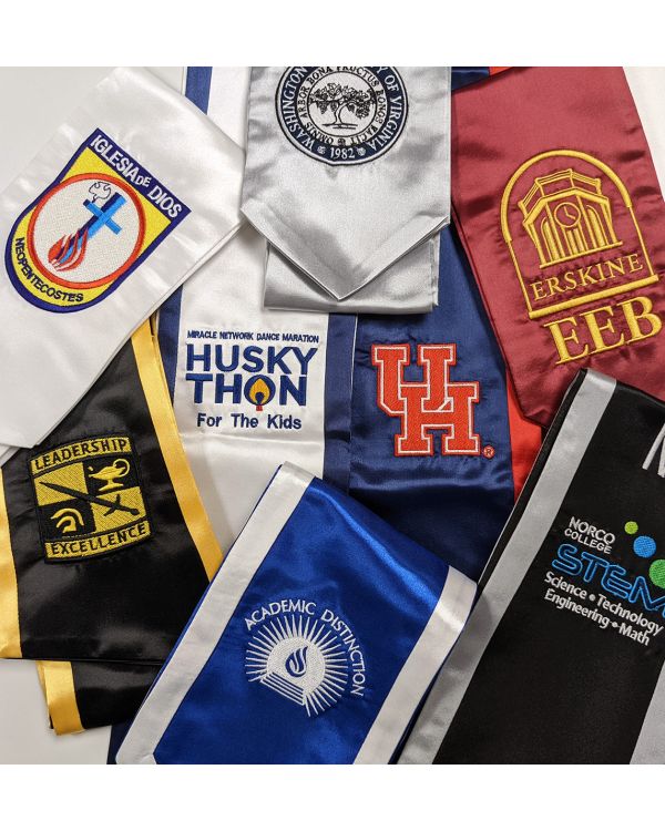 Associates Graduation Regalia | GraduationSource